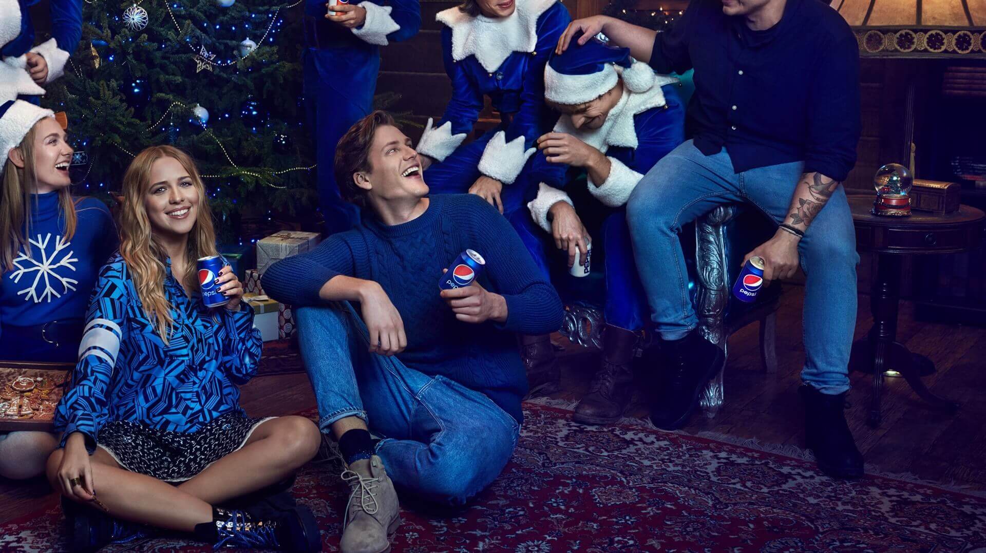 Pepsi Christmas campaign: content video and Messenger chatbot